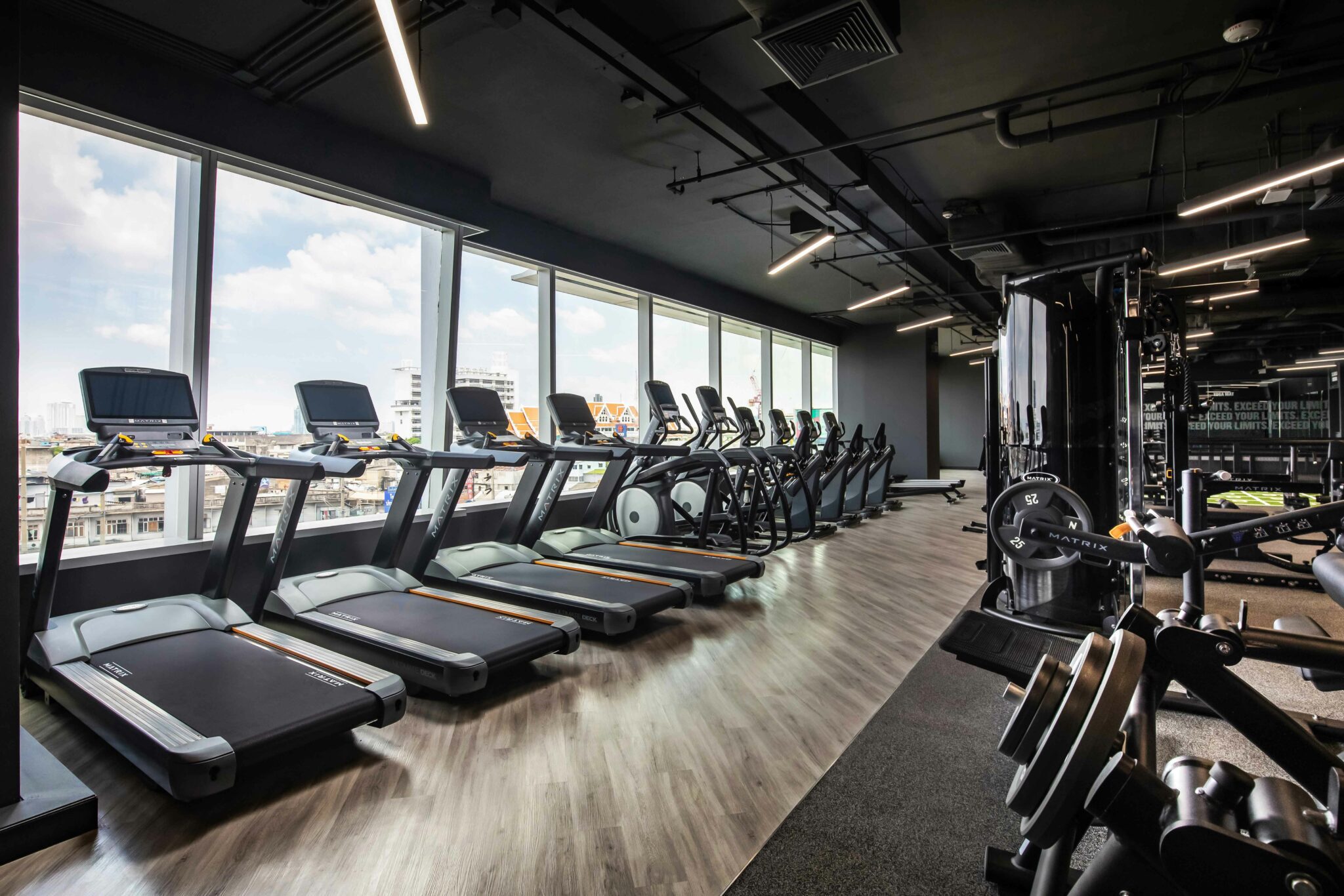 The ParQ - Jetts Thailand - Jetts 24 Hours Fitness