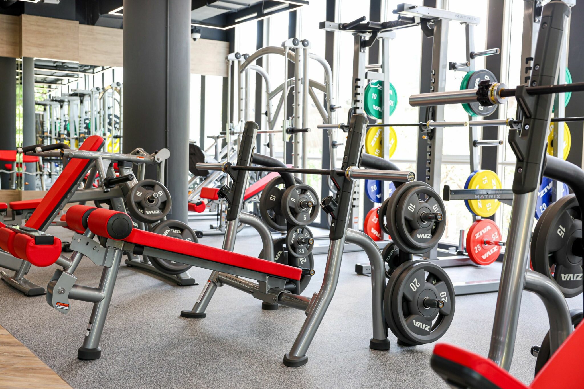Canvas Phloen Chit - Jetts Thailand - Jetts 24 Hours Fitness