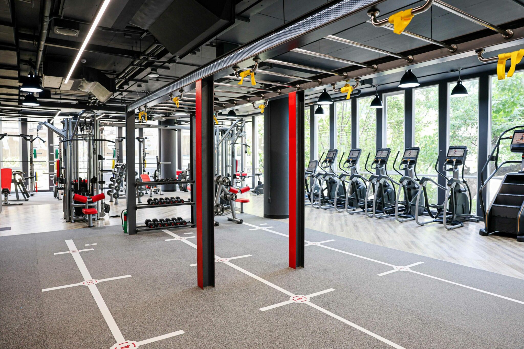 Canvas Phloen Chit - Jetts Thailand - Jetts 24 Hours Fitness